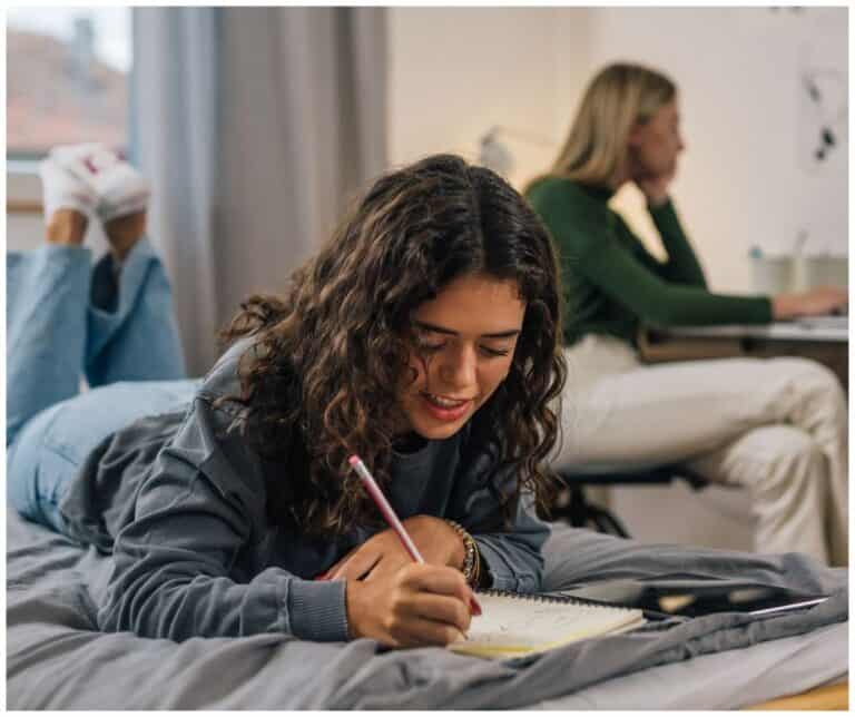 32 Questions to Ask a Potential Roommate for College - The Scholarship ...